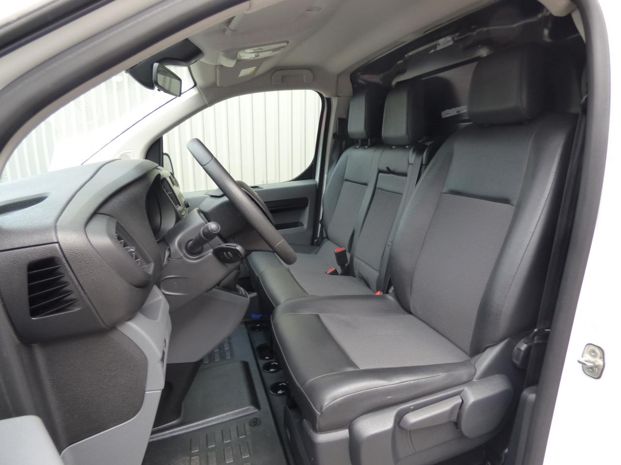 AUTO QUALITE - CITROEN-JUMPY-XL BLUEHDI 120 CONFORT S&S