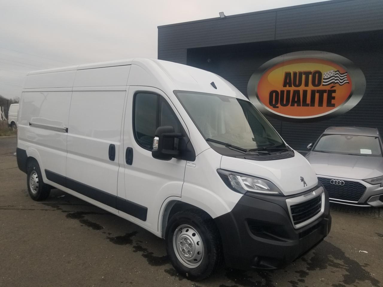 PEUGEOT BOXER 3.5t L3H2 2.2 BlueHDi S&S Maxi 165ch Confort