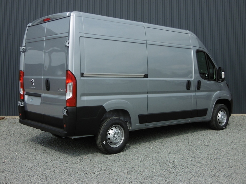 AUTO QUALITE - peugeot-Boxer fourgon tole l2h2-Bluehdi 140 Premium