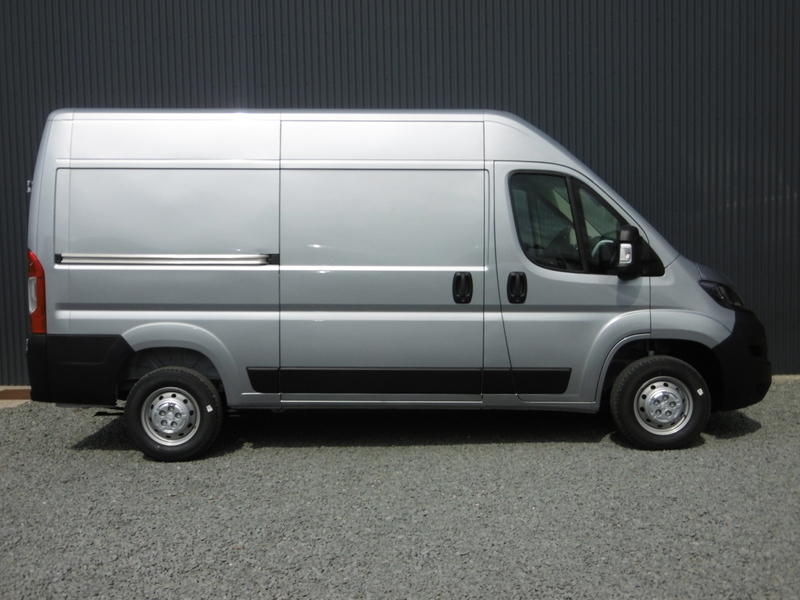 AUTO QUALITE - peugeot-Boxer fourgon tole l2h2-Bluehdi 140 Premium